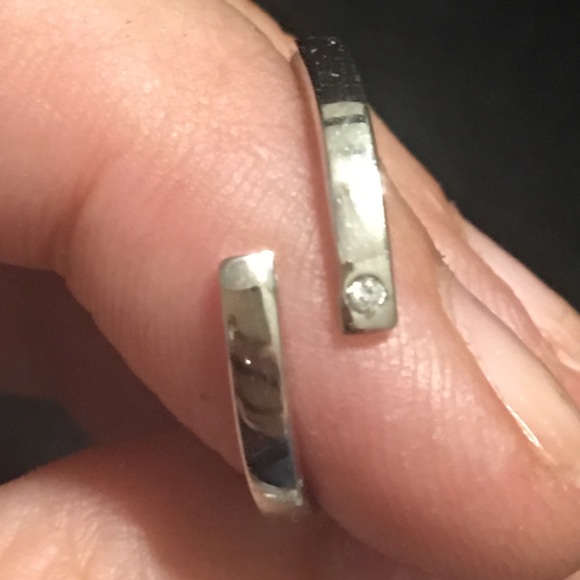 Jewelry | Bypass Solitaire Cz Ring | Poshmark